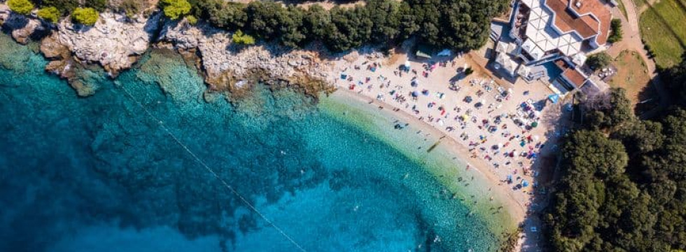 Plava zastava ponovno na plažama Ambrela i Histria - ArenaHotels